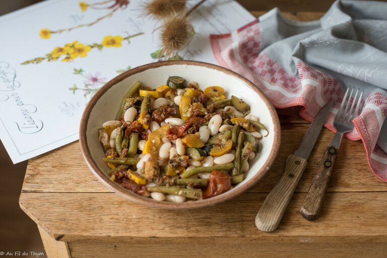 Poêlée de haricots tarbais, haricots verts, tomate - Au Fil du Thym